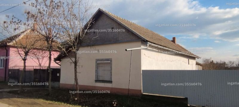 Eladó vályogház - Kenderes, Dobó út 25. #35160476