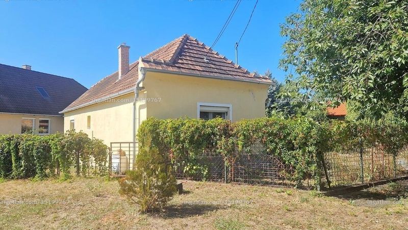 Eladó családi ház - Tata, Komárom-Esztergom megye #35199767