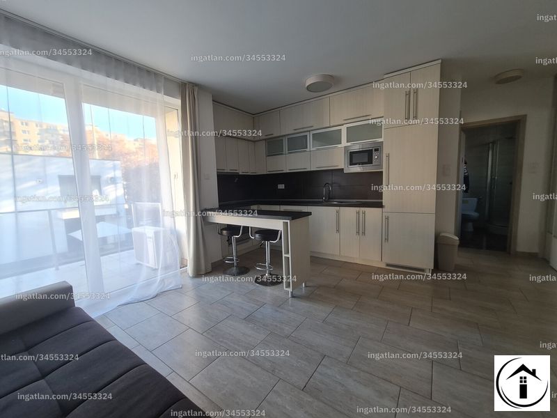 For rent brick apartment - Debrecen, Menyhárt József tér #34553324