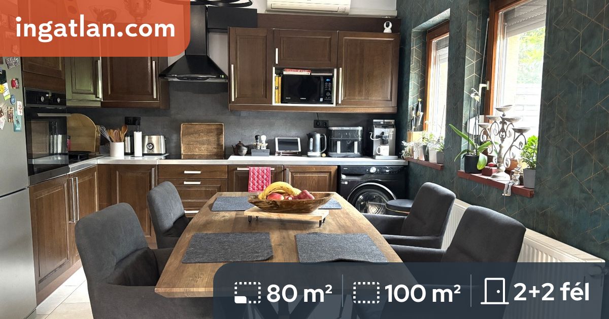 For sale semi-detached house - Érd, Favágó utca #35102155