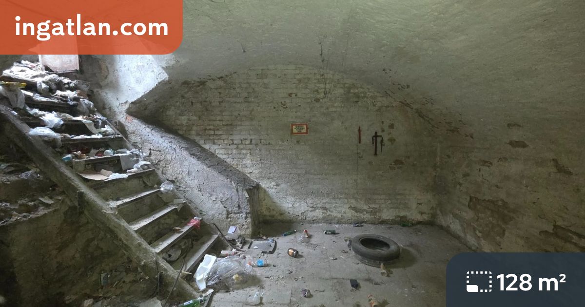 For sale business-premises with street entrance - Budapest VIII ...